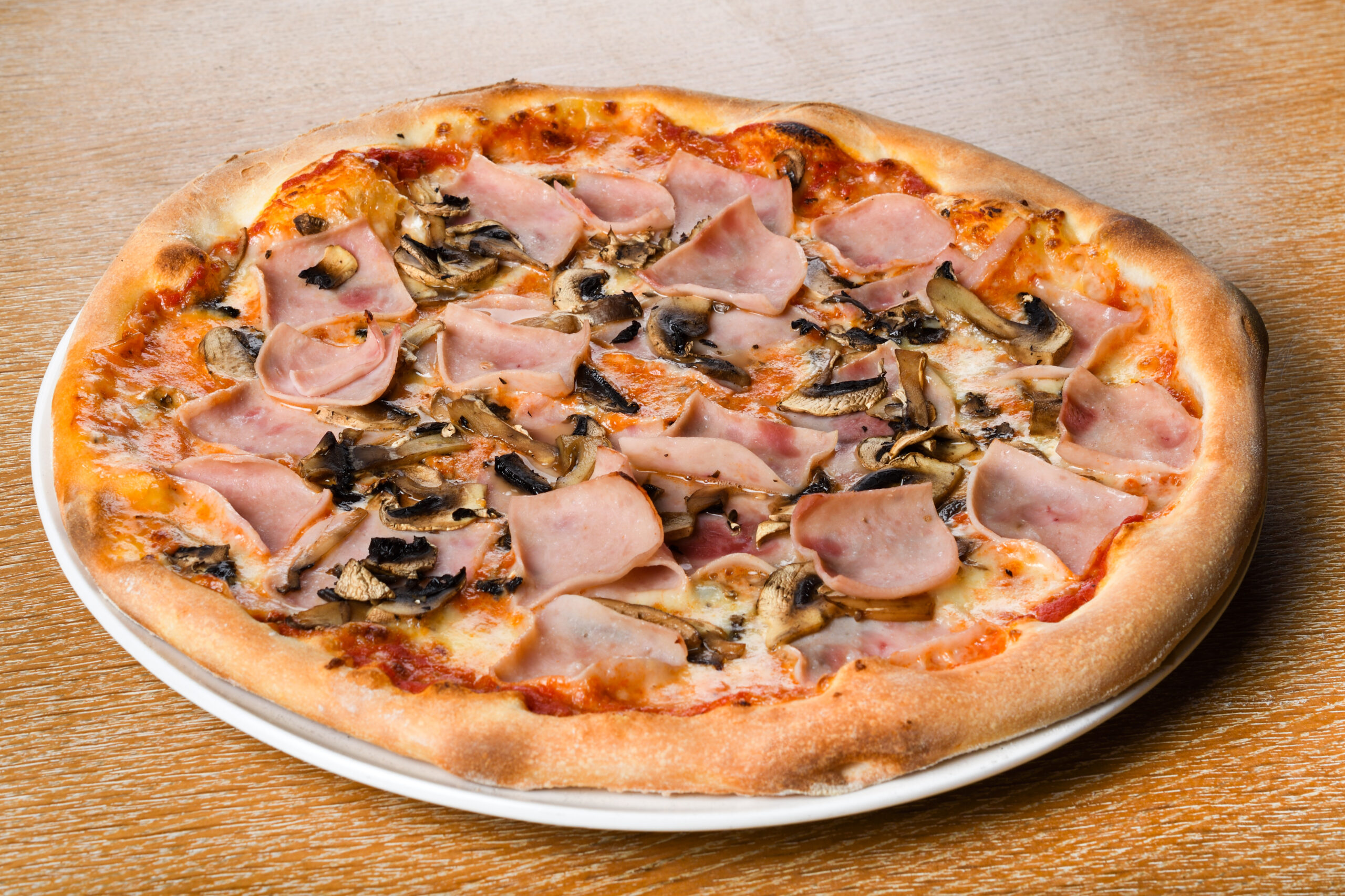 Order Pizza Caprichosa Online & Get Delivery in Marbella